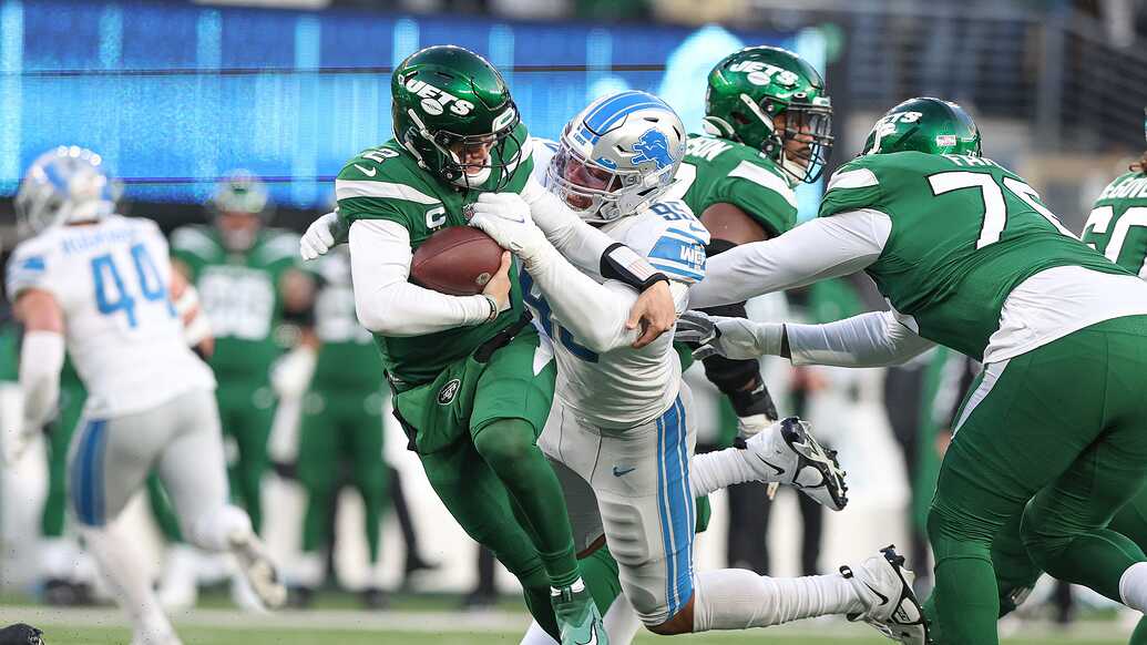Detroit Lions pile up road wins in playoff chase; how they'll fill ...