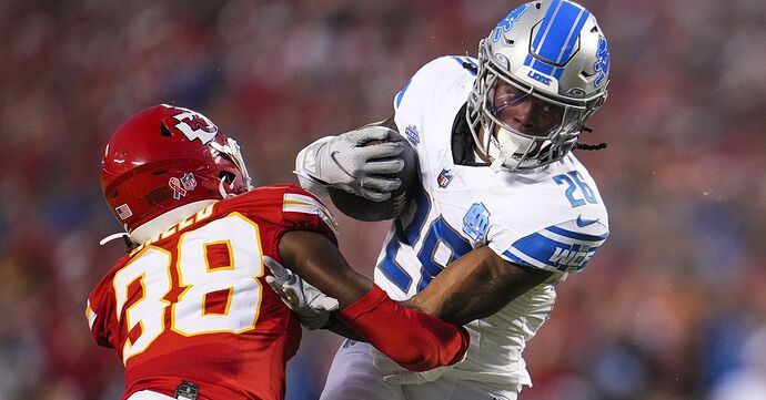 Jahmyr Gibbs leads NFL in broken tackles on run plays—watch them all ...